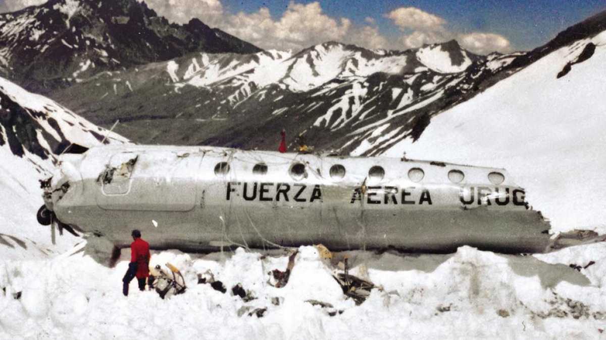 Tragedia De Los Andes La Historia De Supervivencia De 70 Días De Carlos Páez En Primera Persona
